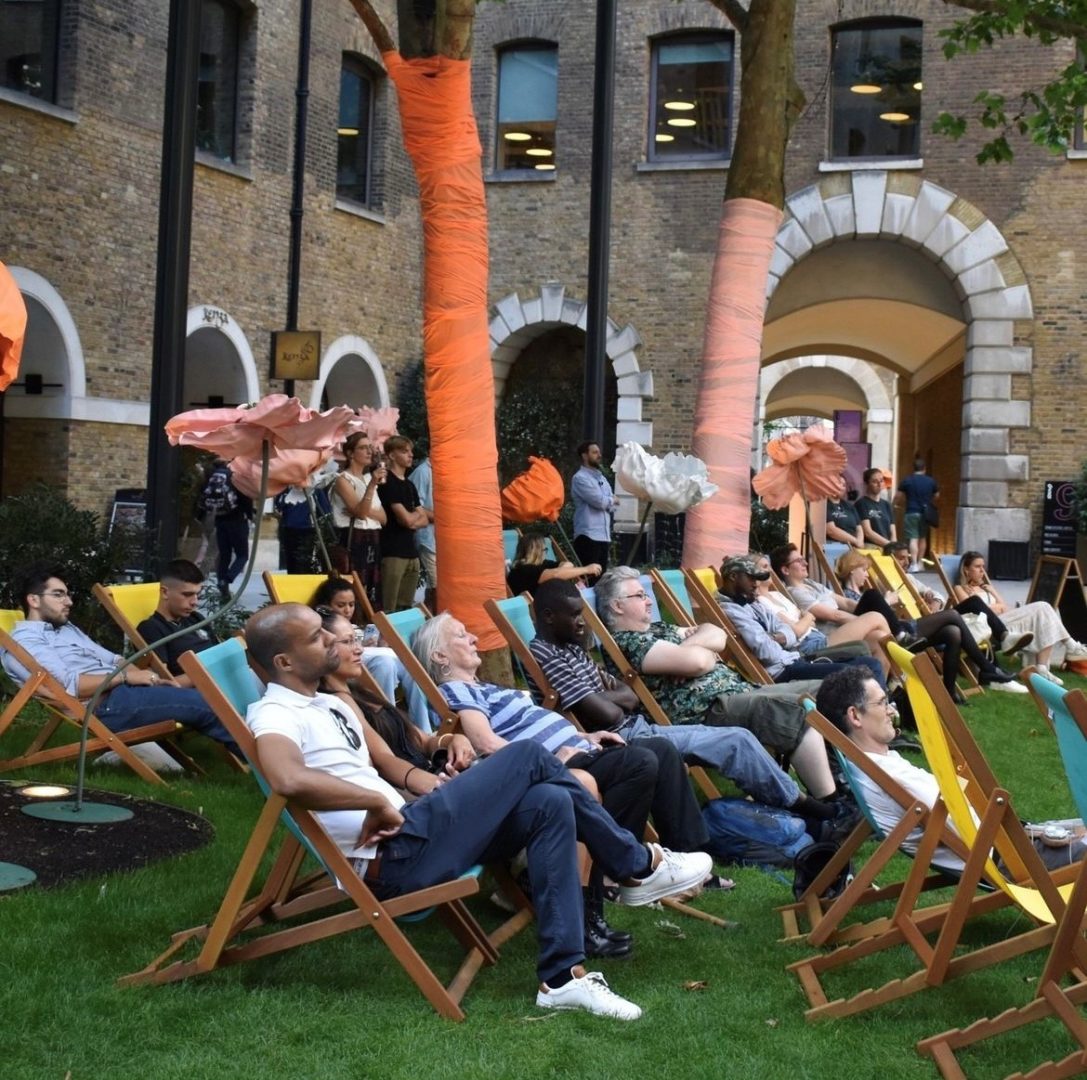 Enjoy the summer of sport on Nuveen’s Big Screen! - Devonshire Square